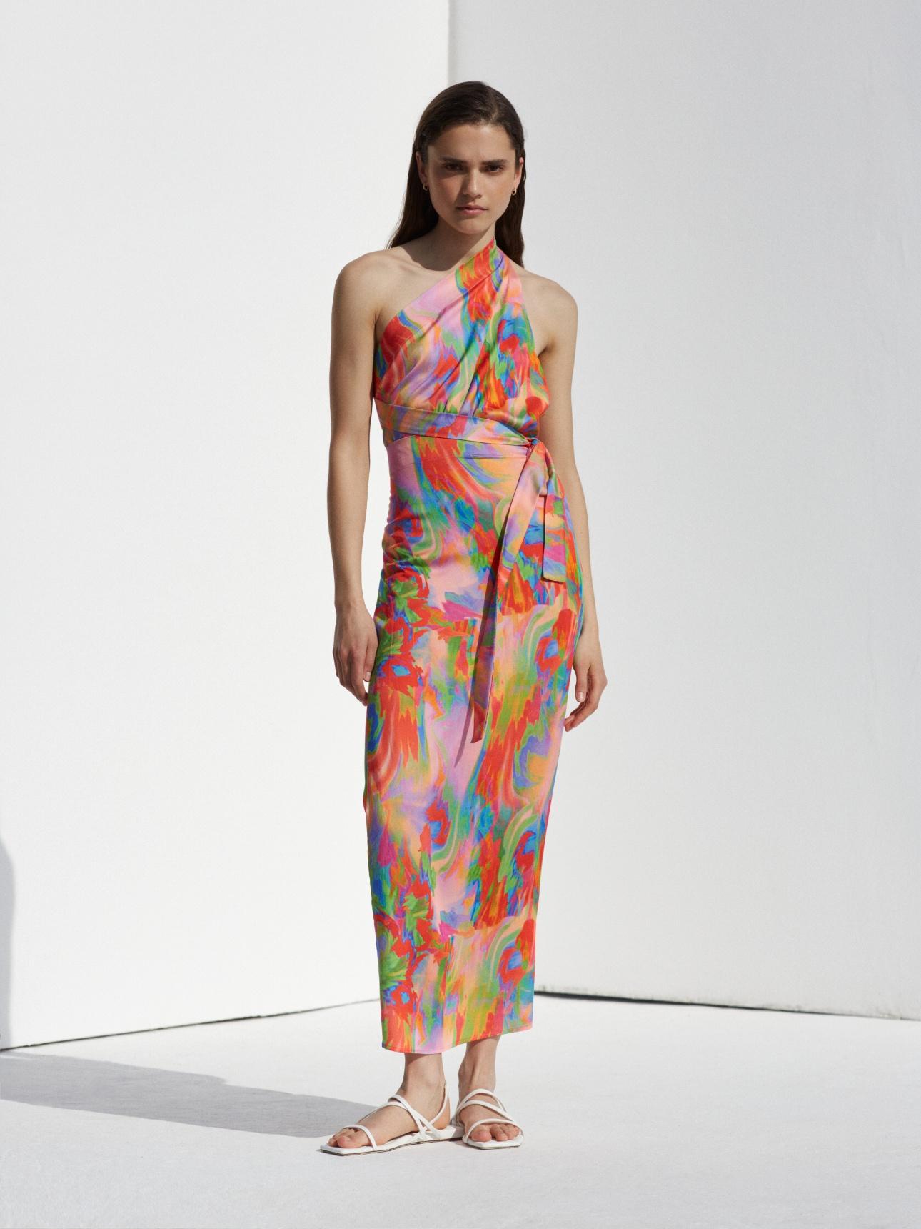 Aeraki: Το ελληνικό brand της Χρυσάνθης Κοκοτσάκη που φιλοδοξεί να γίνει συνώνυμο του resortwear ...